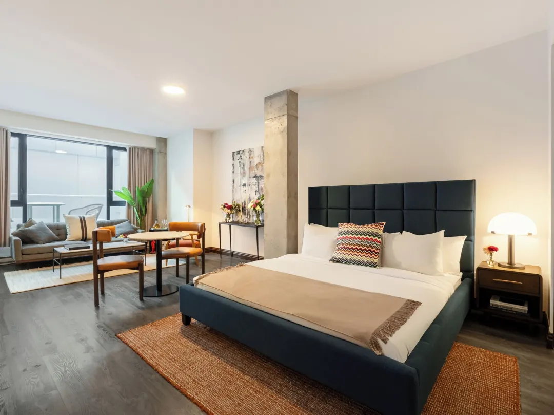 Brésoles Hotel - Laval, Quebec, Canadà