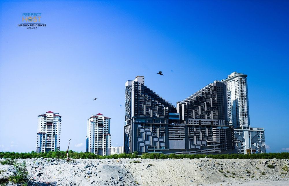 Imperio Residence Seafront Perfect Host(Malacca): 2022 Room Price Deals ...