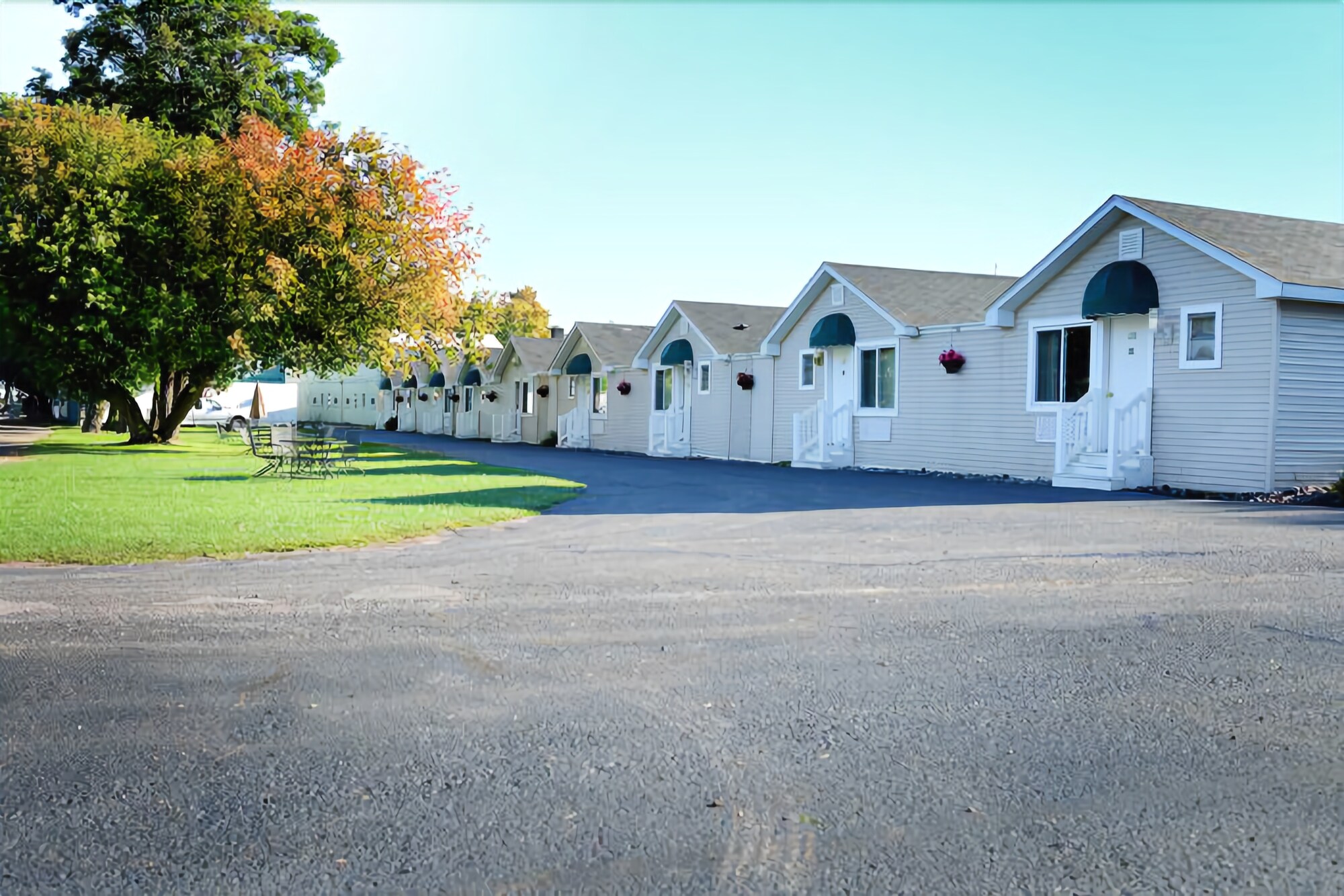 Adoba Hotel Lockview(Sault Ste. Marie): 2022 Room Price Deals-Review ...