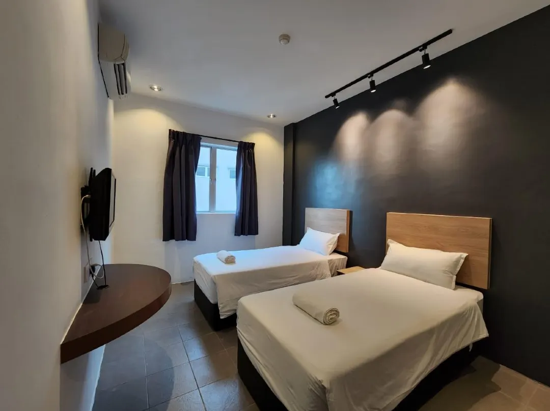 Hotel Lagenda - Hutan Melintang