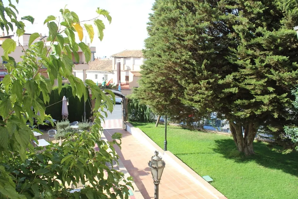 Hotel La Zubia - La Zubia