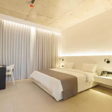 10 Best Hotels near Carrefour Terre Rouge, Abidjan | Trip.com