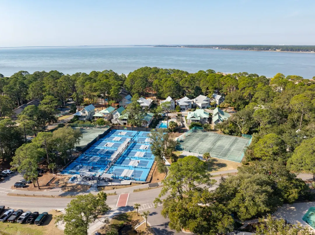 Gorgeous Golf Views And Game Room - Luxurious Coastal Retreat - Hilton Head Island