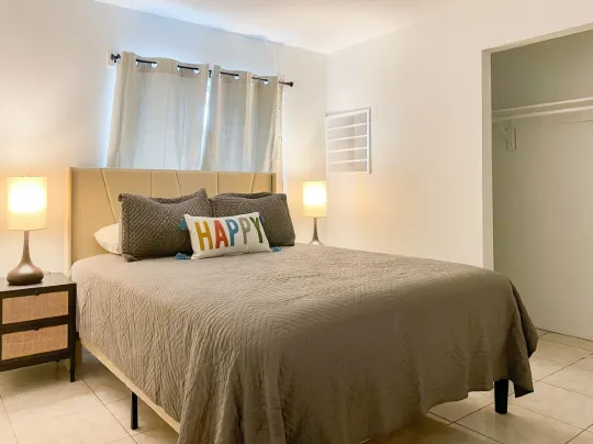 Sparkling Pool And Modern Amenities - Charming Getaway - Cape Canaveral, FL