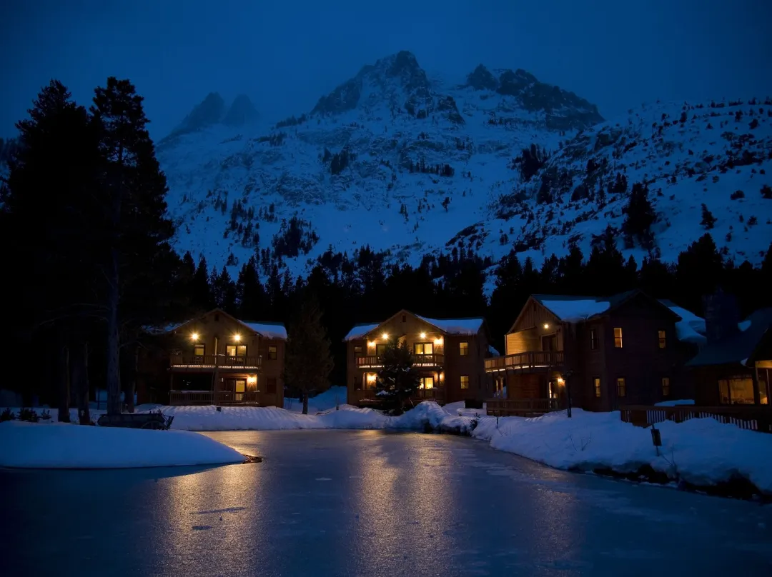 Double Eagle Resort And Spa - June Lake, CA