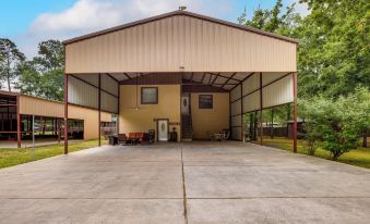 2025 Updated Prices, Deals & Reviews | Trip.com