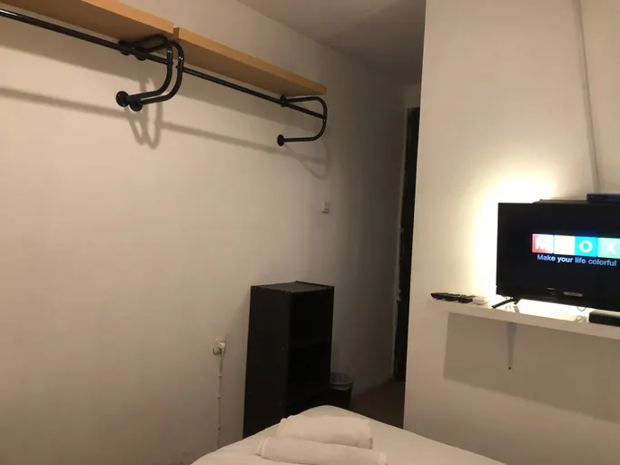 Frank House Guest House & Korean Style Kostel - Bandung