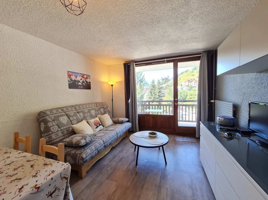 Stylish Alpine In Les Deux Alpes - Les Deux Alpes