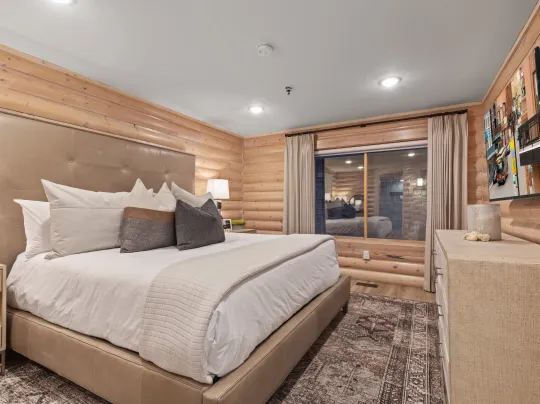 Private Hot Tub And Gourmet Kitchen - Elegant Mountain Retreat - Park City, UT