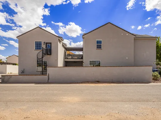 Community Pool, Gym And Adventure Await - Charming Southern Utah Escape - Hurricane