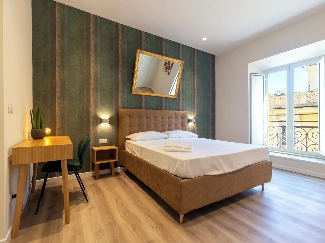 Design 18 Charming Rooms - Rome