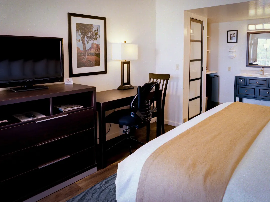 Pines Inn & Suites - Jerome, AZ