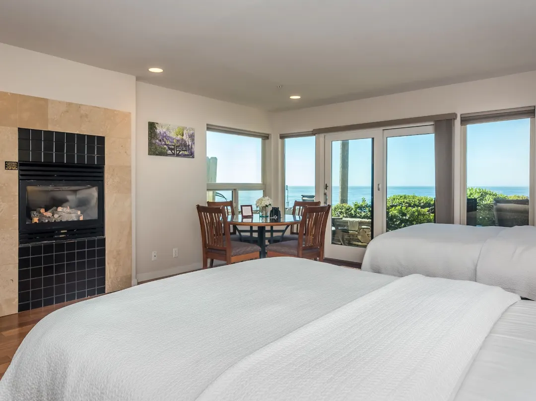 Little Sur Inn - Cambria, CA