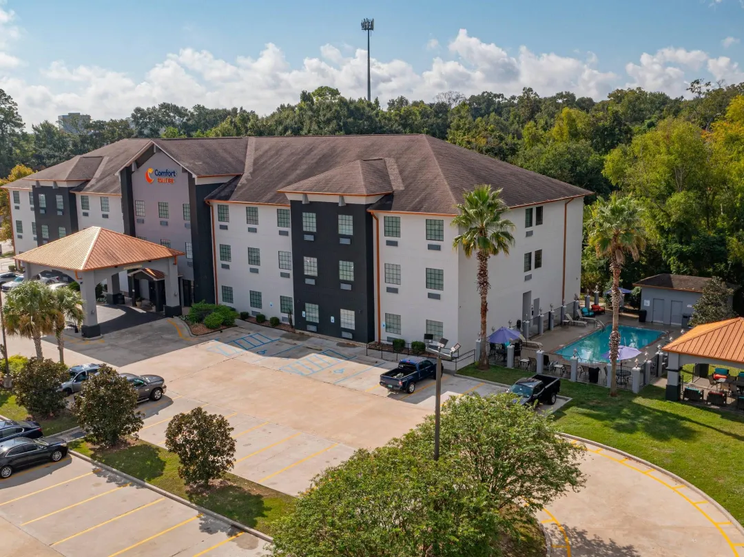 Comfort Suites Oil Center - Lafayette, LA