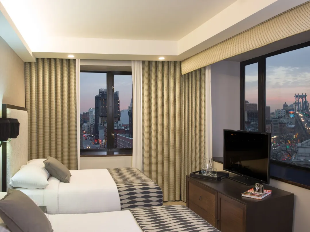 Leon Hotel Les - Weehawken, NJ