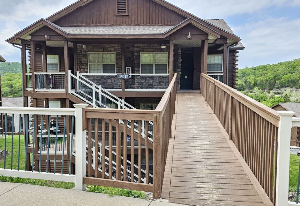 Paradise Point Walk-in Log Cabin by Silver Dollar City & Table Rock ...
