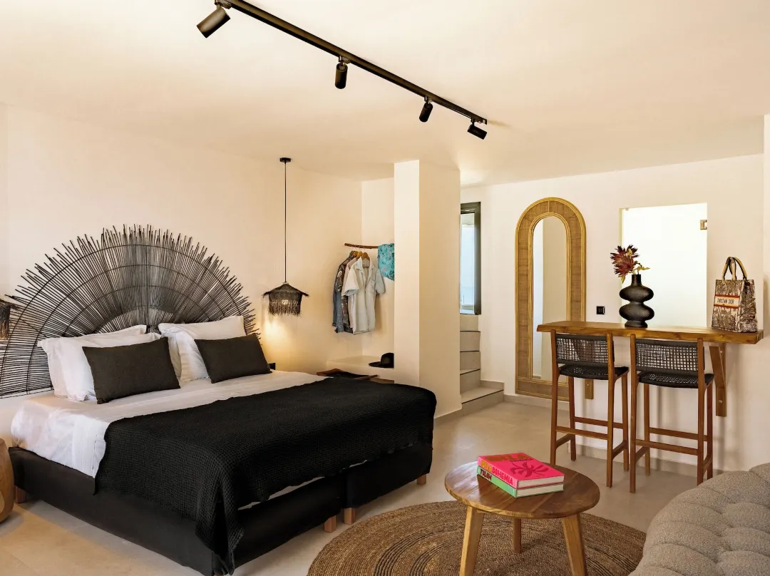 Gazelle Living - Santorini