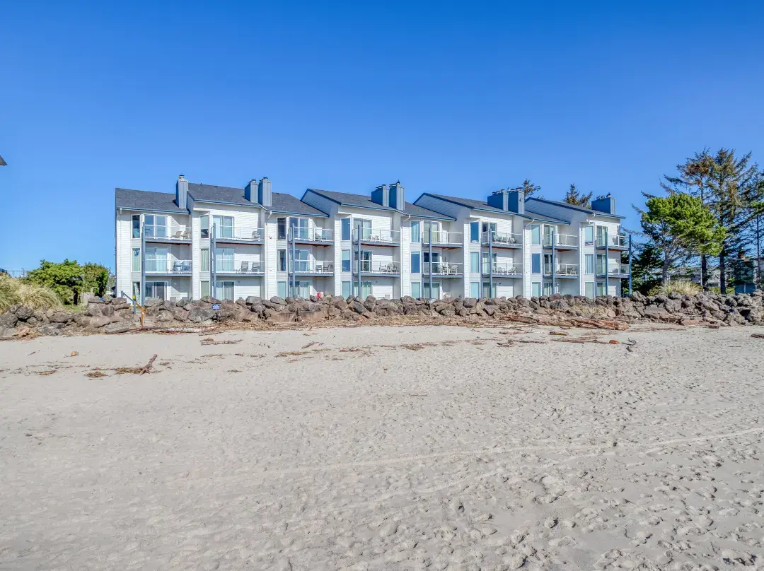 Panoramic Bay Views And Nearby Attractions - Spectacular Coastal Haven - Lincoln City, OR