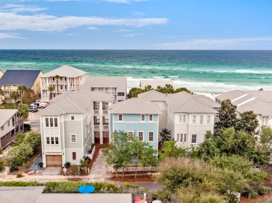 Charming Beach Haven With Community Pools - Delightful Coastal Retreat - Seaside, FL