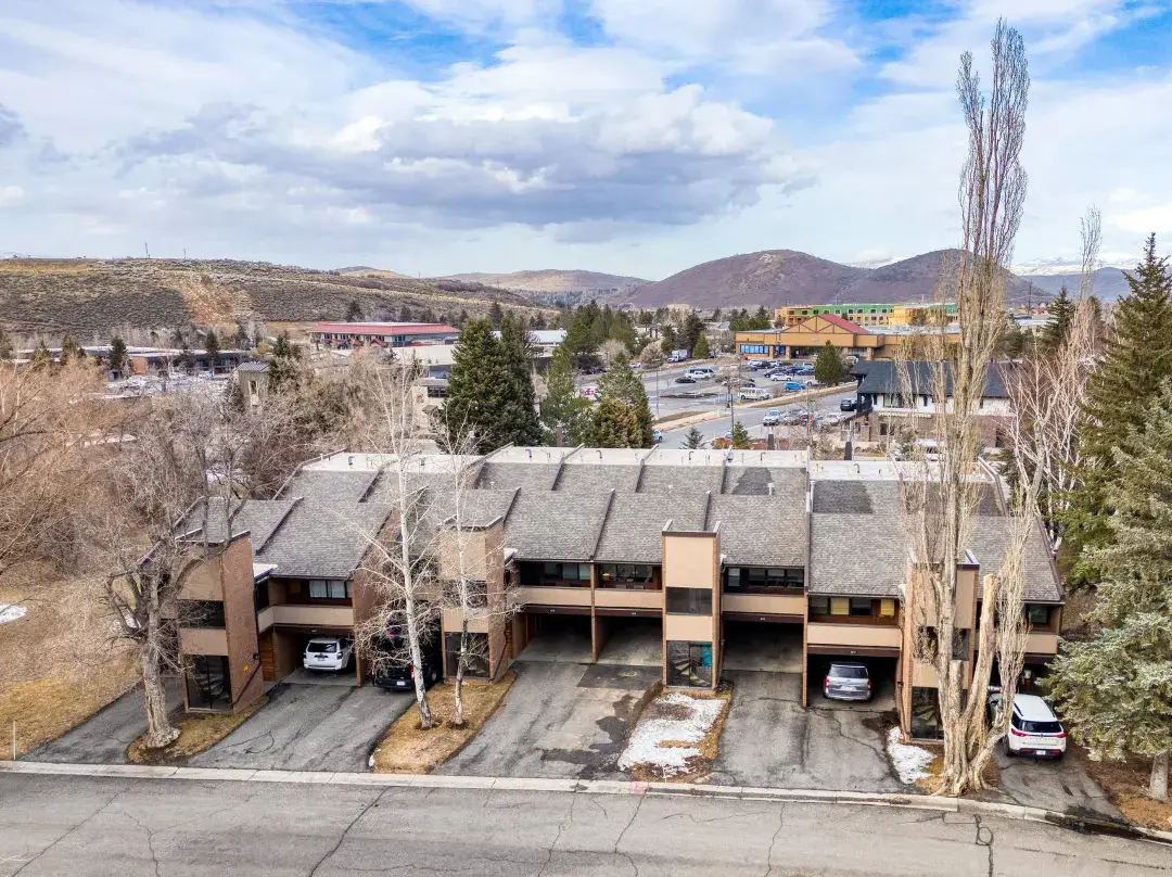 Private Patio With Stunning Mountain Views - Charming Elegant Oasis - Park City, UT