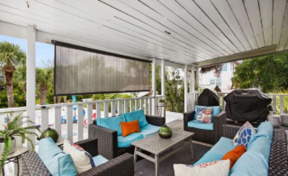 South End Retreat with Rooftop Deck, Pool & Steps to Beach : Avis ...