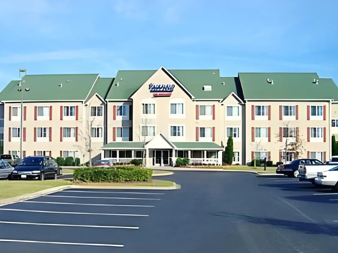 Fairfield Inn & Suites Memphis East/galleria - Memphis, TN