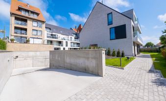 Modern Apartment Within Walking Distance of the se, Middelkerke ...