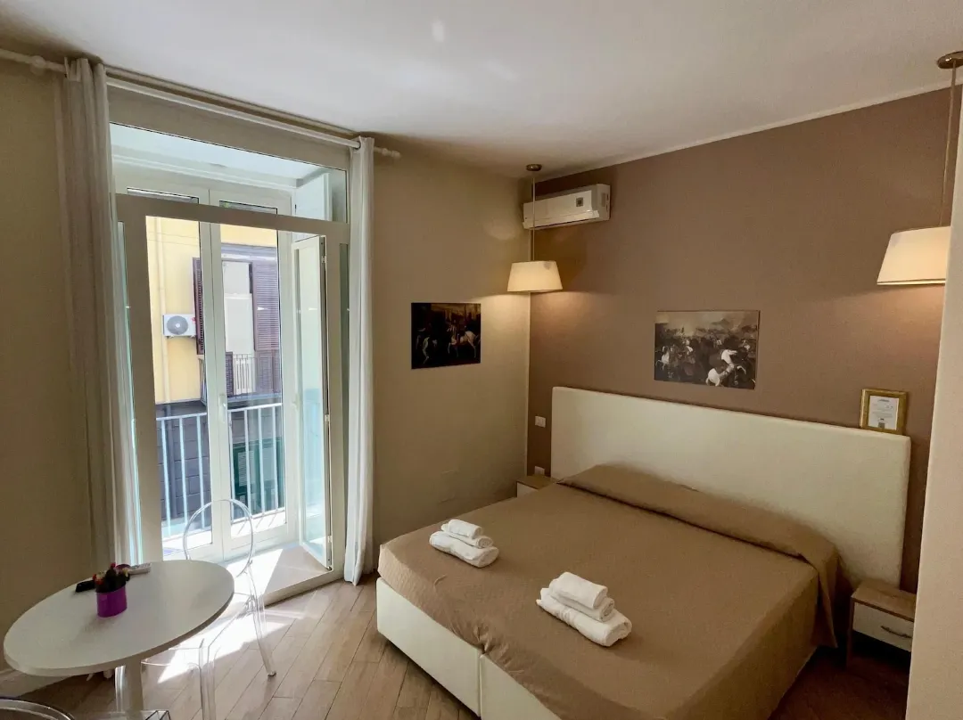 De Ribera Rooms In Naples - Naples