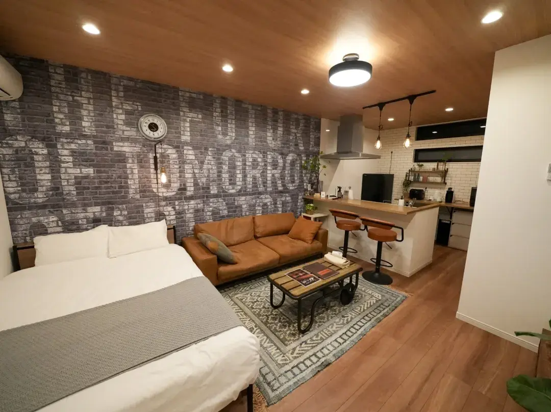 Garage House Hotel Ishiuchi Base - Iwakuni