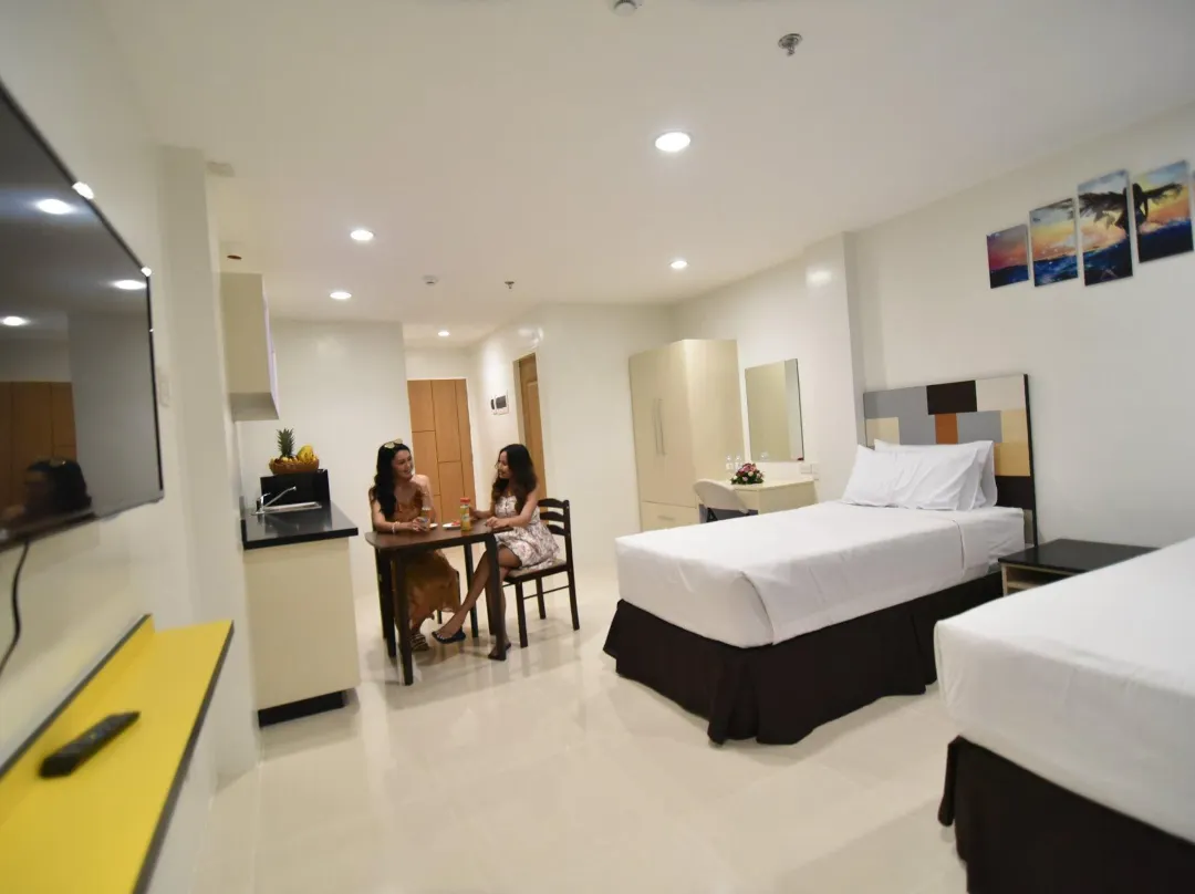 Holiday Oceanview Residences And Resort - Island Garden City of Samal