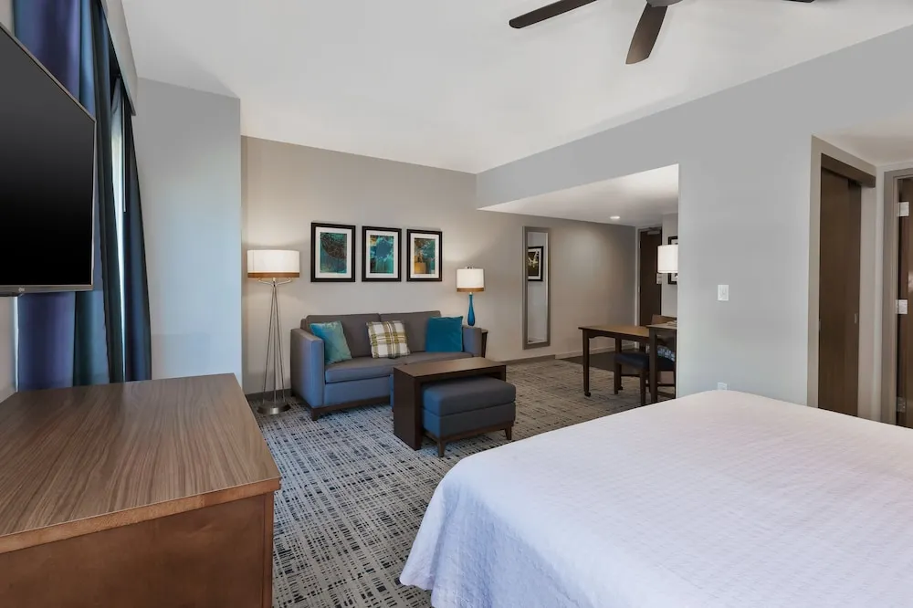 Homewood Suites By Hilton Charlotte Uptown First Ward - Charlotte