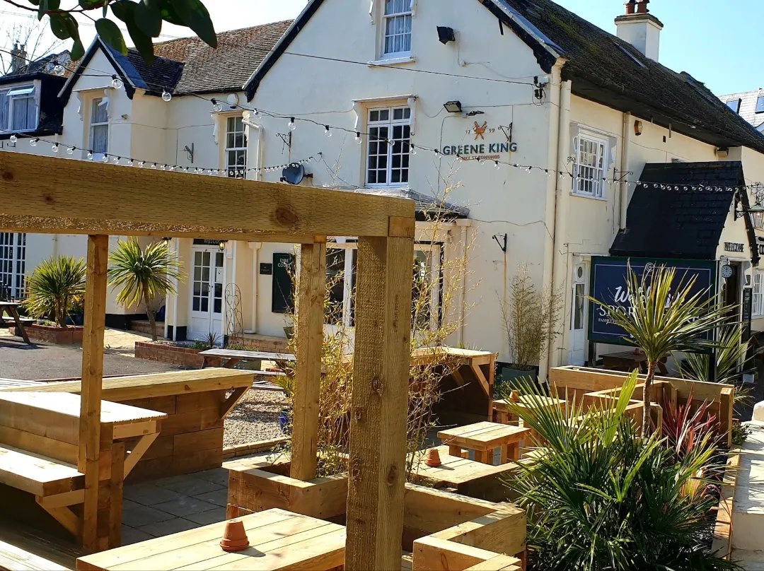 The Eyre Court - Seaton