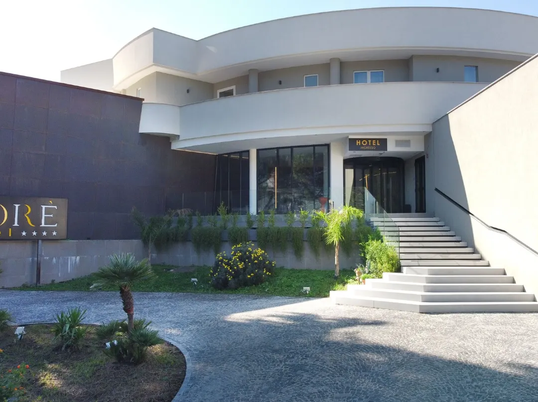 Korè Hotel - サレルノ