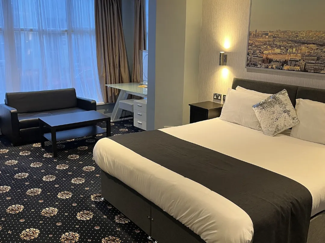 Shores Holiday Apartments - Blackpool