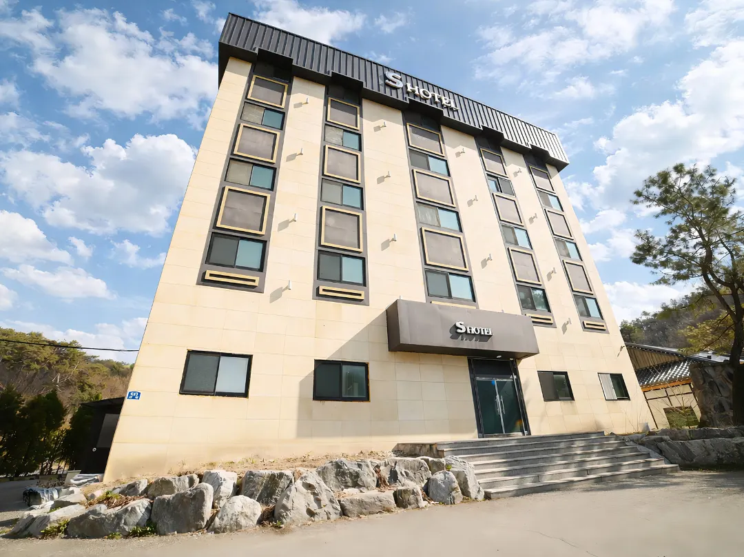 Anseong S Hotel - Cheonan-si