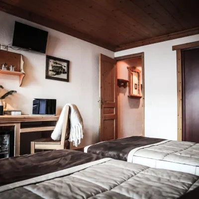 10 Best Hotels near Col du Palet Ski Lift, Tignes | Trip.com