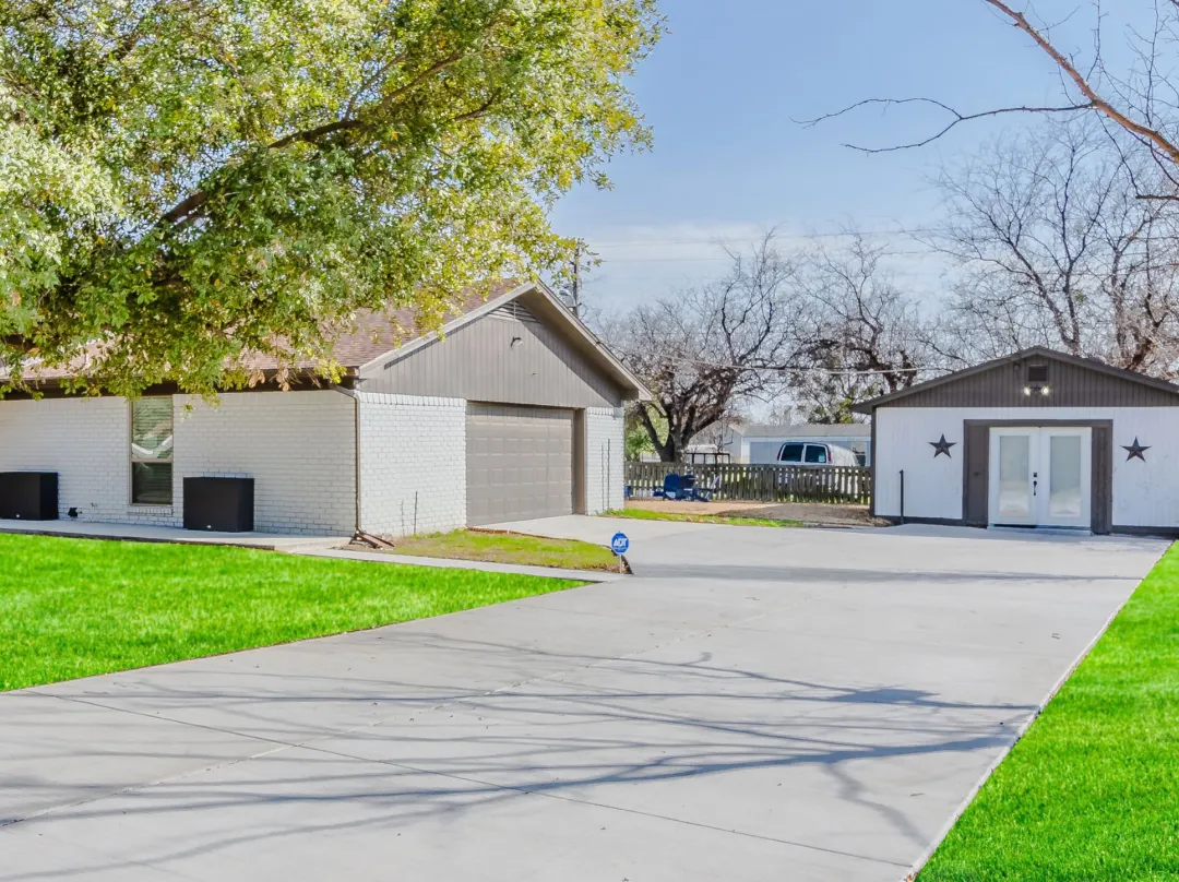 Cozy Fire Pit And Ping-pong Fun - Charming Lake Retreat - Little Elm, TX