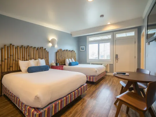 Beach Street Inn And Suites - Santa Cruz, CA