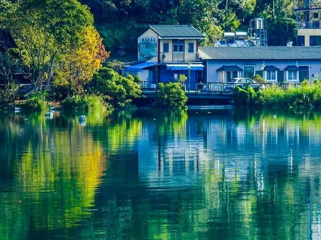 Sun Moon Lake Friday Inn - Nantou County