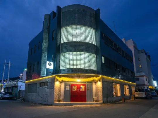 Mireuk Mireuk Hostel - Tongyeong-si