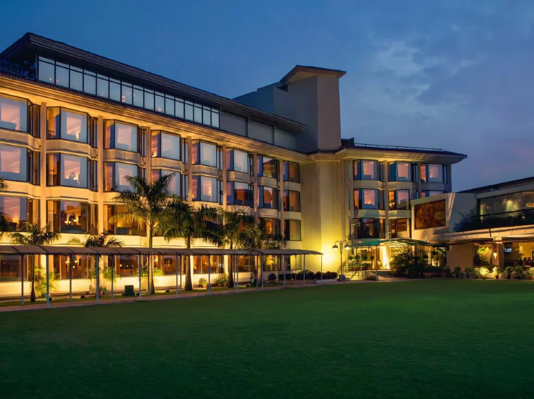 Hotel Mountview - Chandigarh
