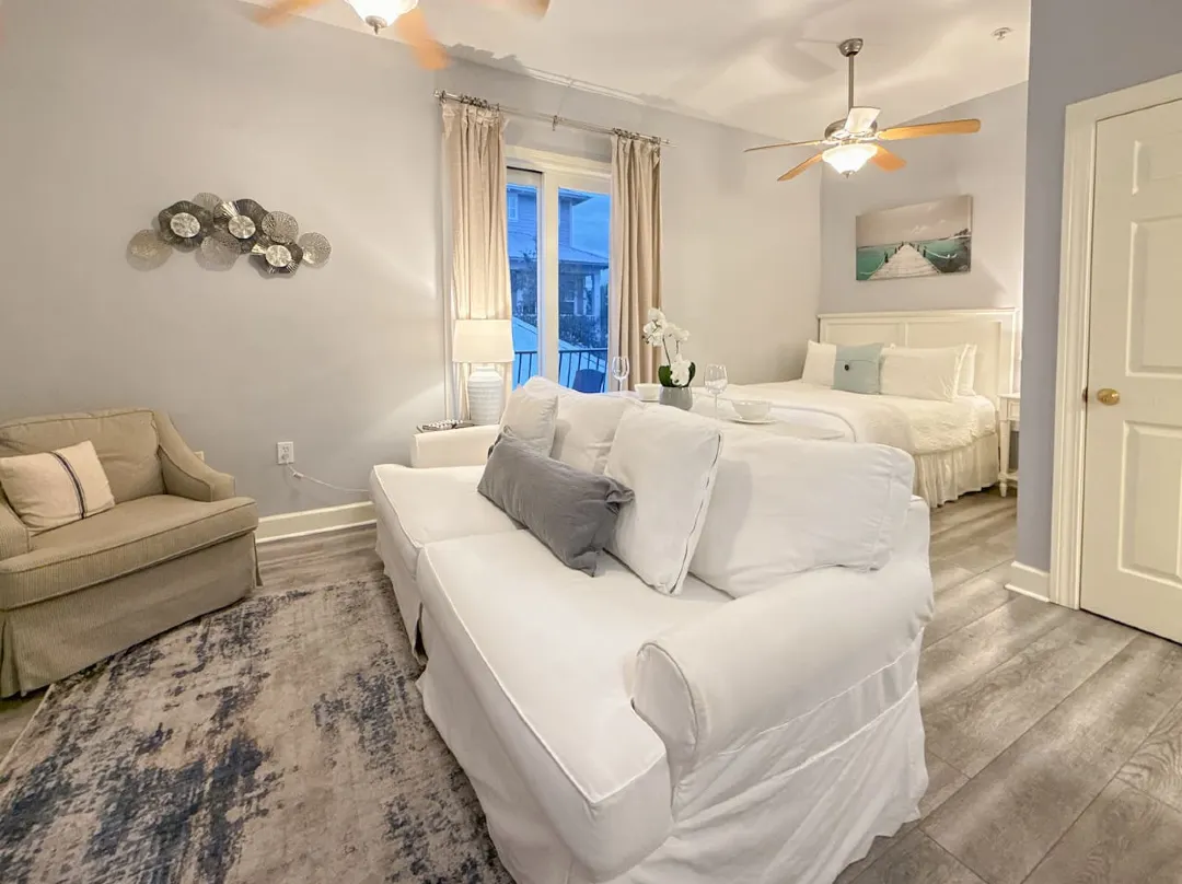 Access To Pools And Beach Shuttle Service - Charming Coastal Haven - Rosemary Beach, FL