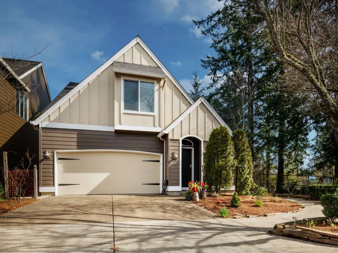 Comfortable Family Haven With Spacious Layout - Inviting Retreat - Hillsboro, OR