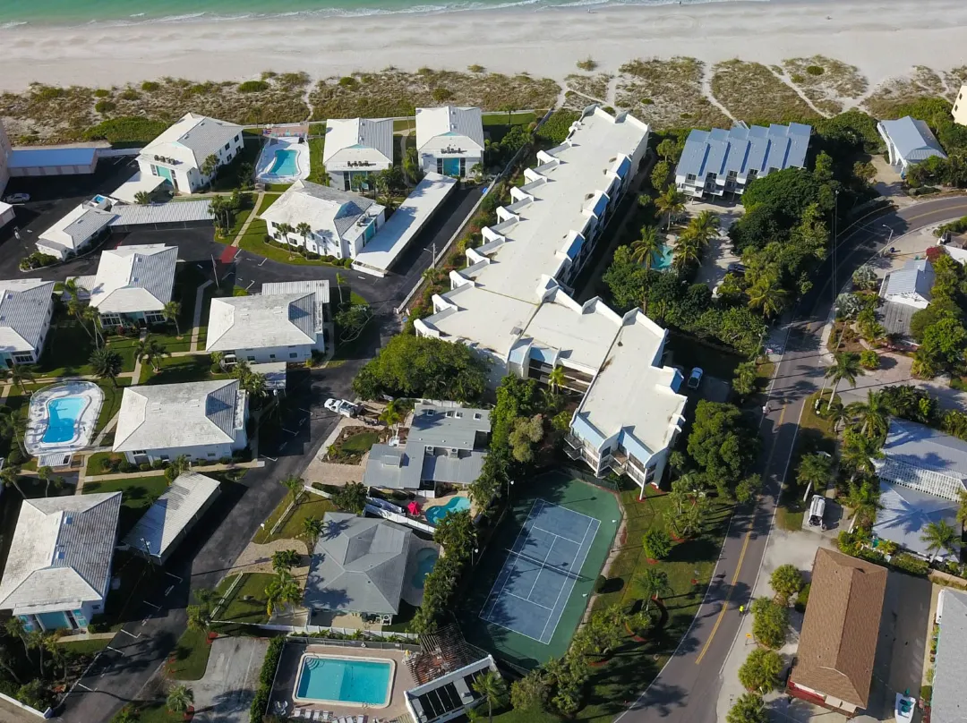 Beachfront Views And Heated Pool - Beautiful Island Retreat - Holmes Beach, FL
