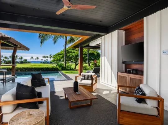 Ocean Views And Swimming Pool - Exquisite Island Retreat - Hawaii