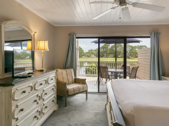 Scenic Balcony Views And Resort Amenities - Breathtaking Sanctuary - Miramar Beach, FL