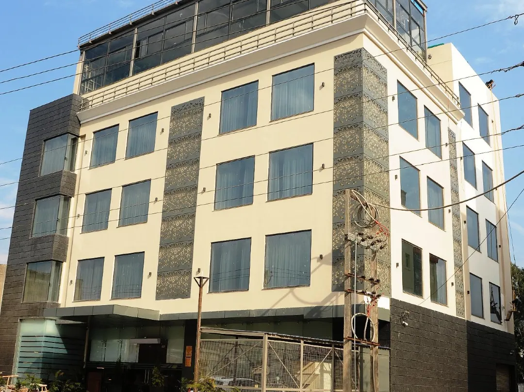Maryland Group Hotel - Zirakpur