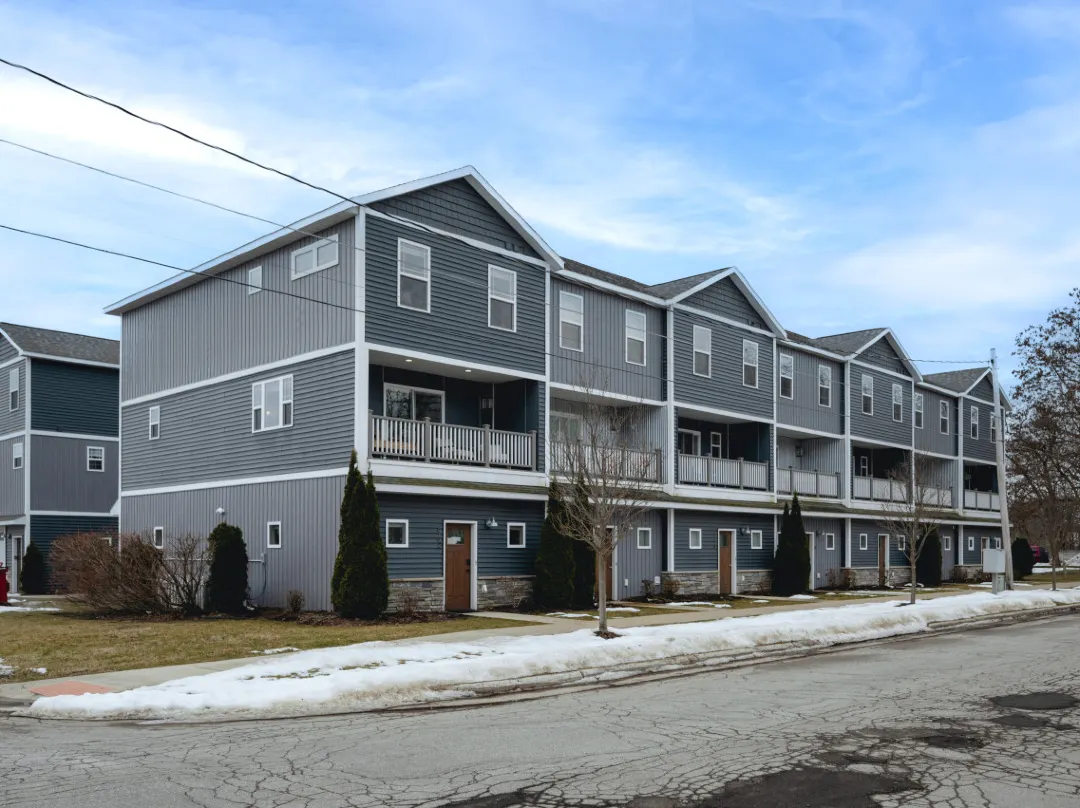 Spacious Townhome With Modern Amenities - Inviting Family Retreat - Traverse City, MI