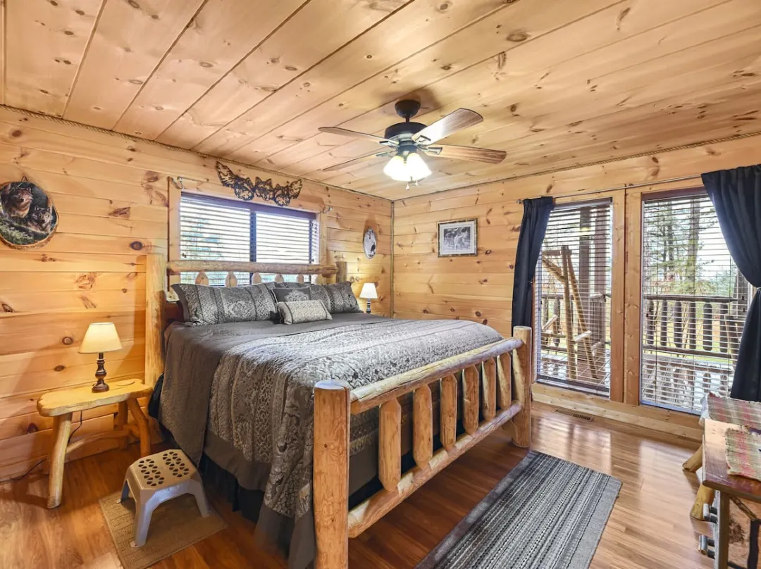 Scenic Mountain Views And Relaxing Hot Tub - Stunning Serenity - Townsend, TN