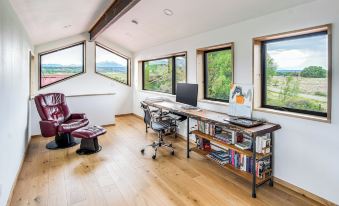 2025 Updated Prices, Deals & Reviews | Trip.com